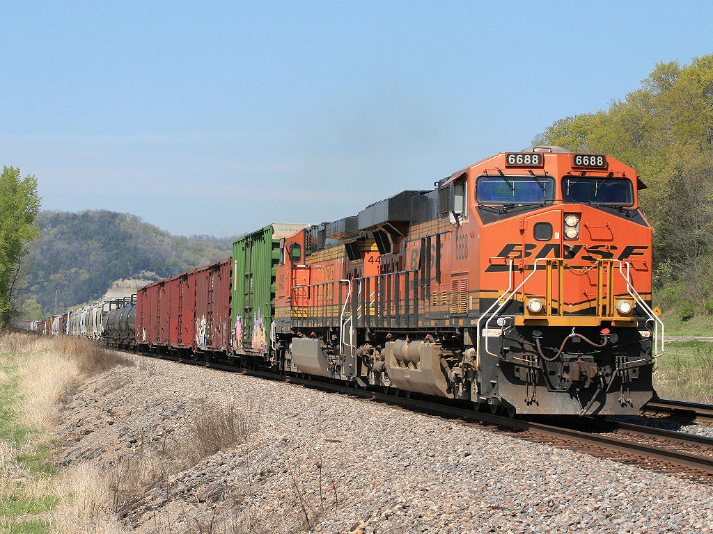 BNSF 6688